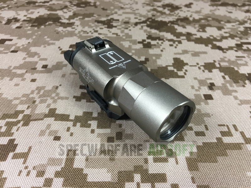 Specwarfare Airsoft. Night Evolution X300U LED FlashLight (Dark Earth)